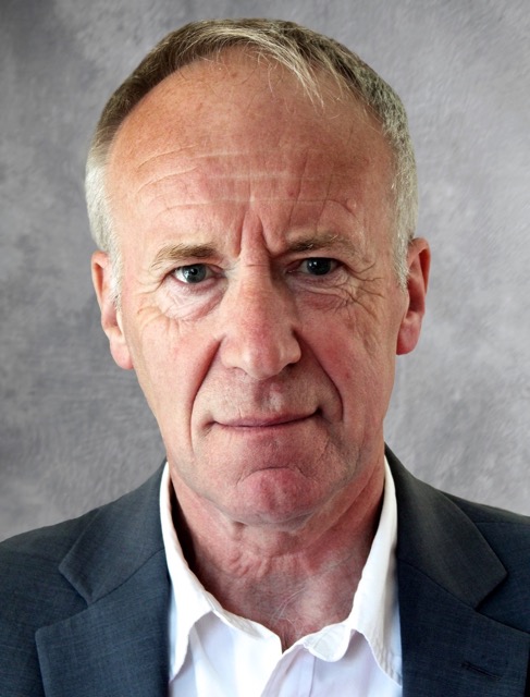 The Border Readers – STEPHEN TOMLIN