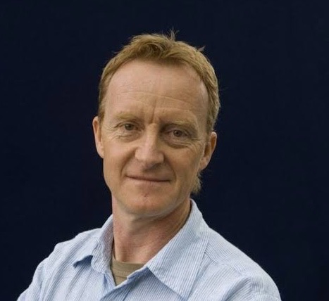 The Border Readers – STEPHEN TOMLIN